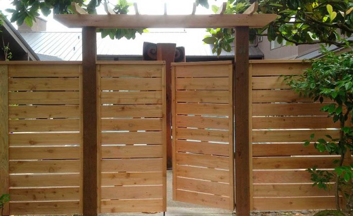 Gate Installation In Seattle, WA l Economy Fence Center